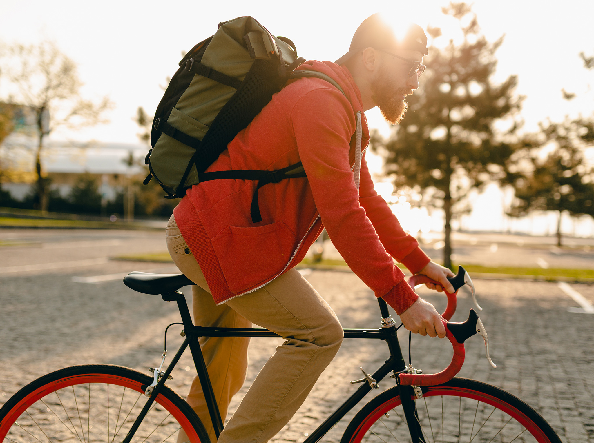 Le vélo bien plus efficace que l'auto électrique pour réduire vos ...