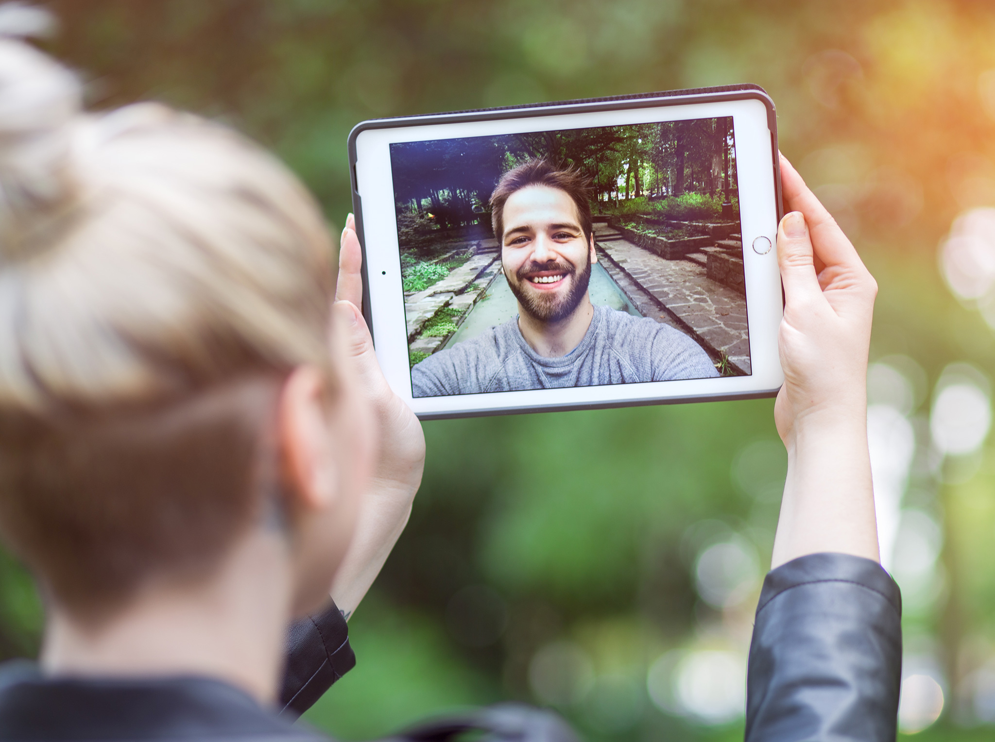 Vidéoconférence: 3 solutions de rechange à Zoom | Protégez-Vous.ca