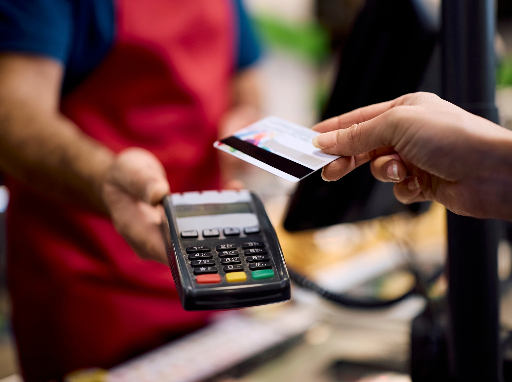 Économiser sur l’essence en utilisant la bonne carte de crédit : 4 ...