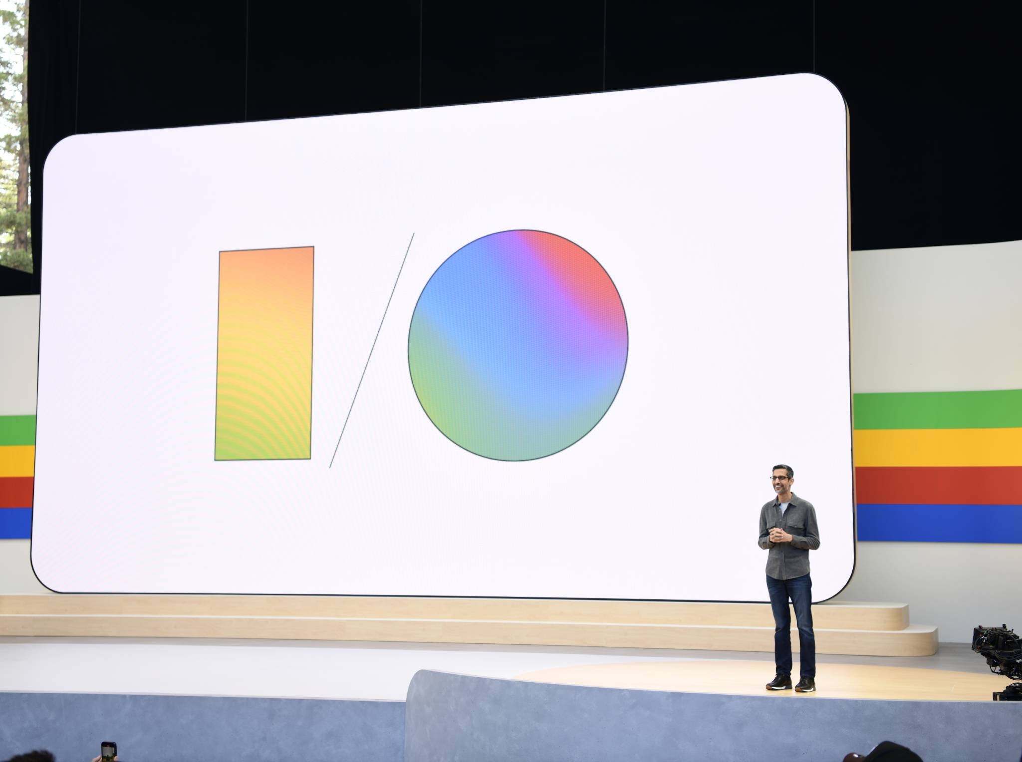 Voici comment vous allez utiliser l’IA avec Google | Protégez-Vous.ca