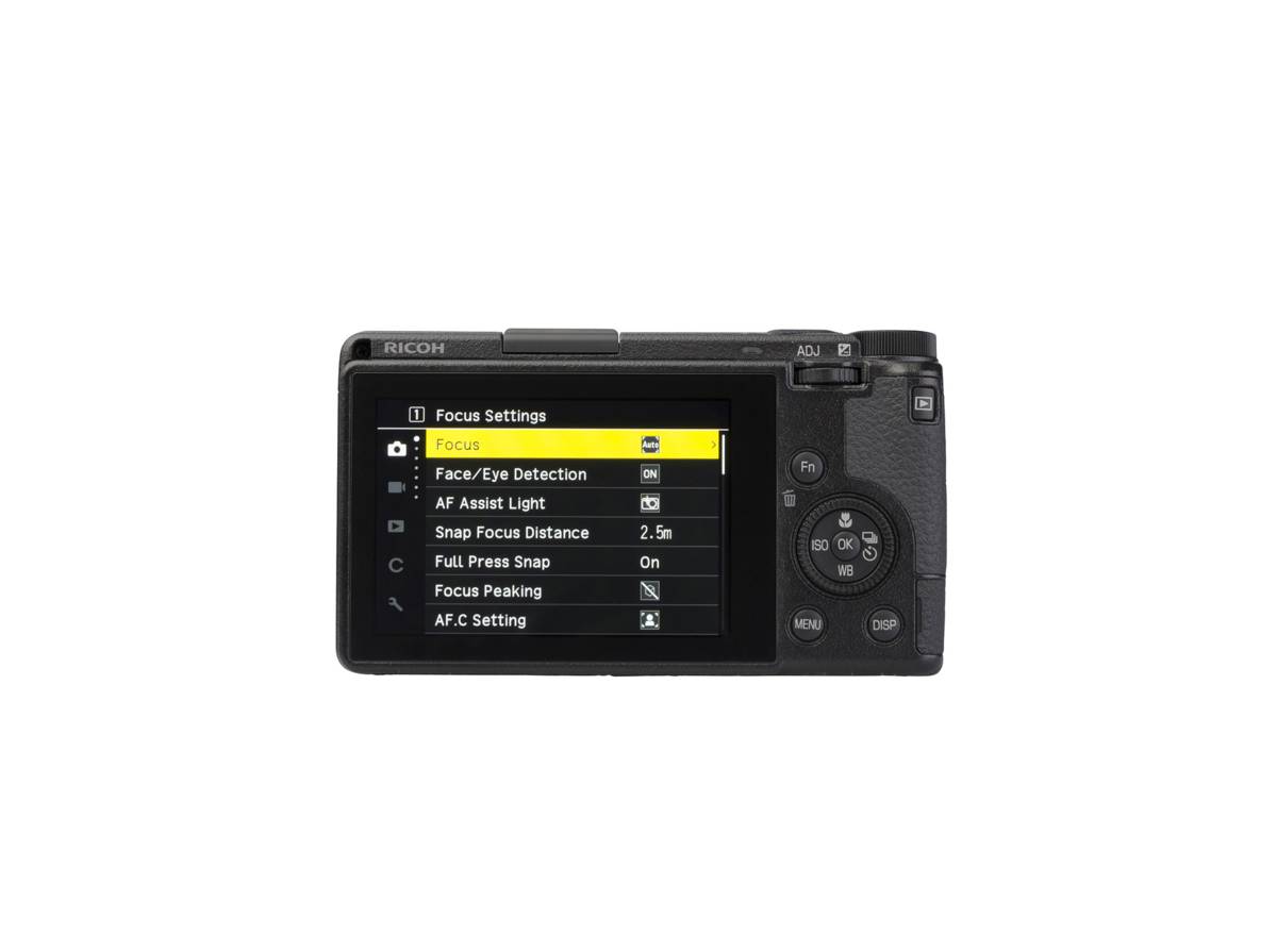 RICOH GR IIIx | Protégez-Vous.ca